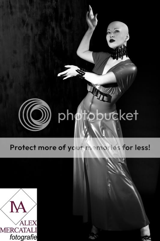 ModelMayhem.com - 2nd Studio Shots. Kumi Monster & RedRum